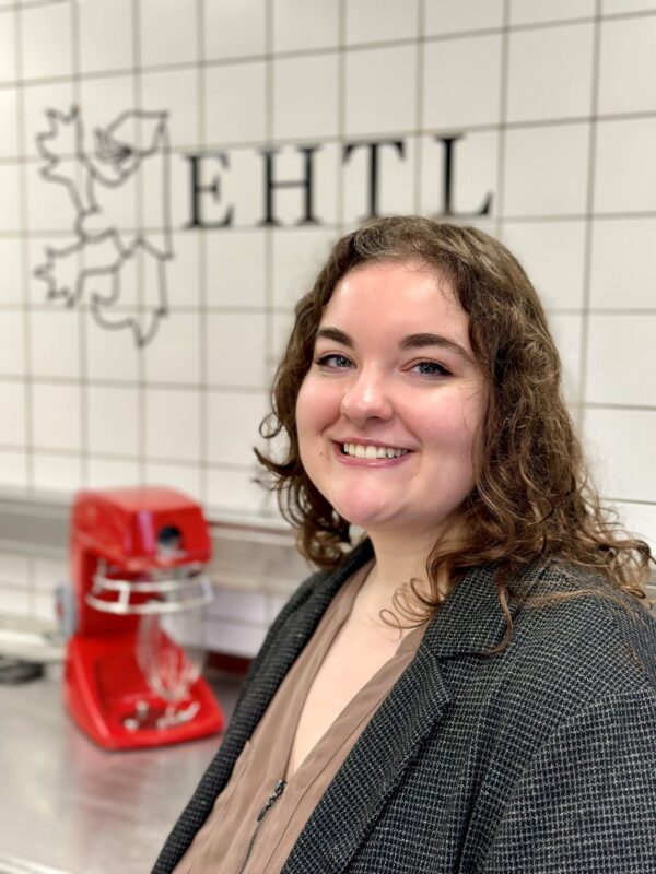 Interview: Julia Barone, English Teacher – AMCHAM